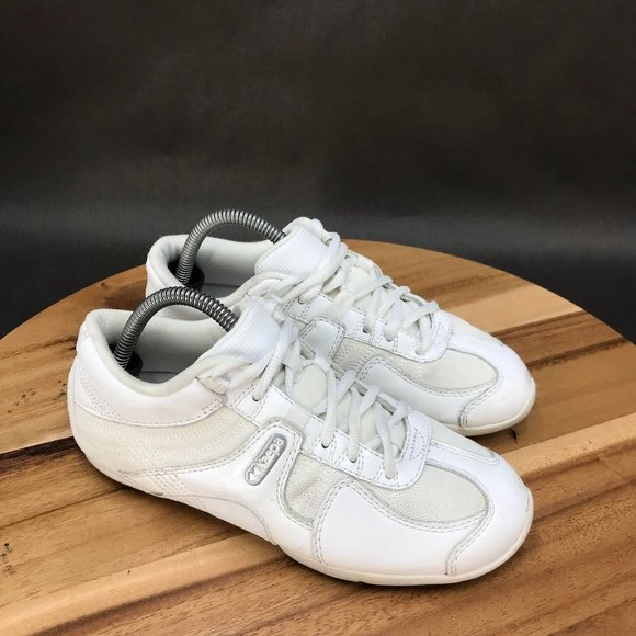 Kaepa | Shoes | Kaepa Starlyte Cheerleading White Shoes Low Top Lace Up Girls Size 45 | Poshmark